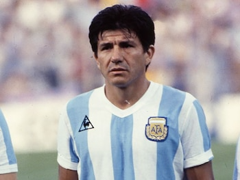 Murió Luis Galván, campeón del mundo con la Selección Argentina en el ...